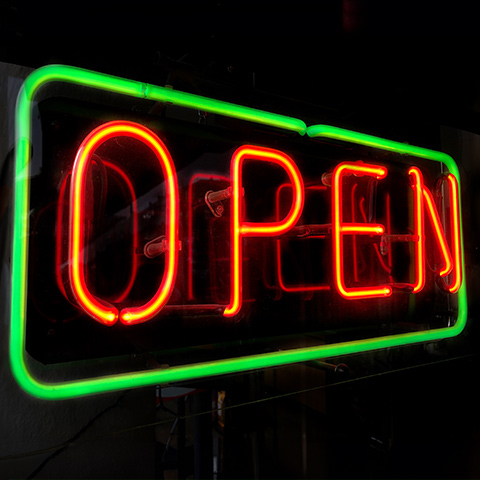 Custom Neon Signs Phoenix - Arizona Commercial Signs 480-921-9900